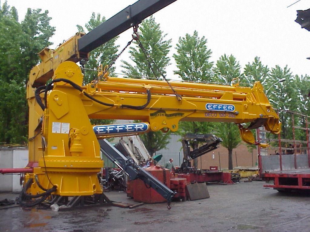 Effer Marine Cranes - Foldable Cranes | Cranetech Australia